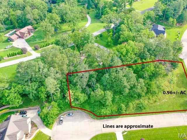 4916 Wilderness Pt, Smithton, IL 62285