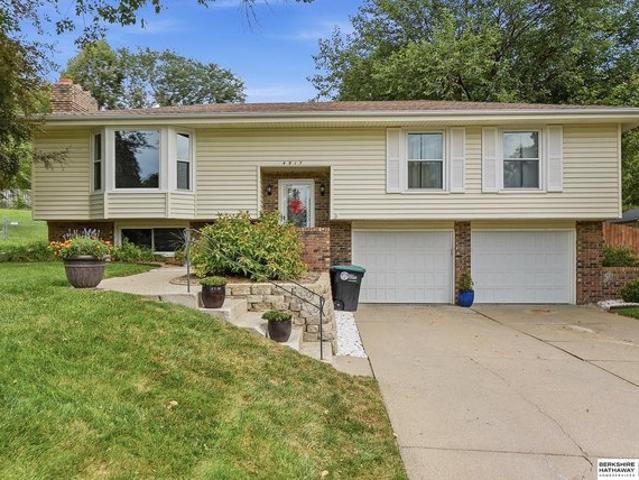 4917 N 106th St, Omaha, NE 68134