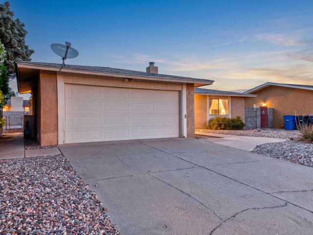 4917 Chisholm Trail NW
