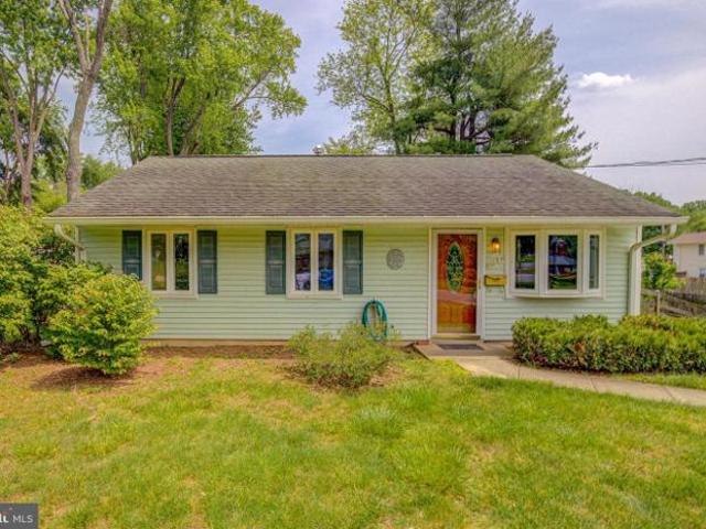 4917 Erie St, Annandale, VA 22003