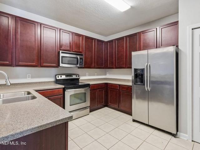 4917 Key Lime Dr Unit 202, Jacksonville, FL 32256