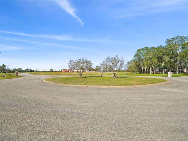 4918 Brazos Lakes Drive
