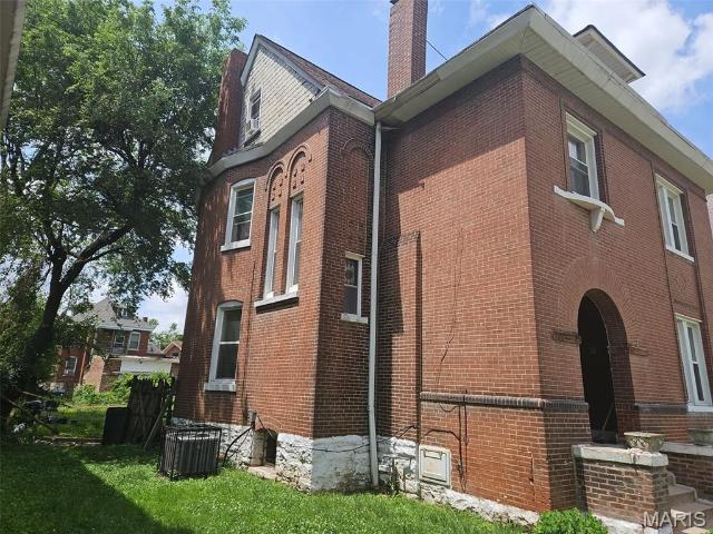 4918 Highland Ave, St. Louis, MO 63113 | MLS #26024