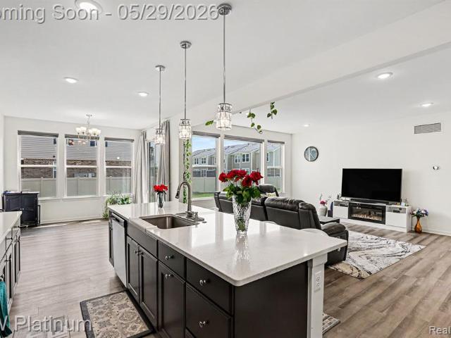 4918 Knollwood Drive
