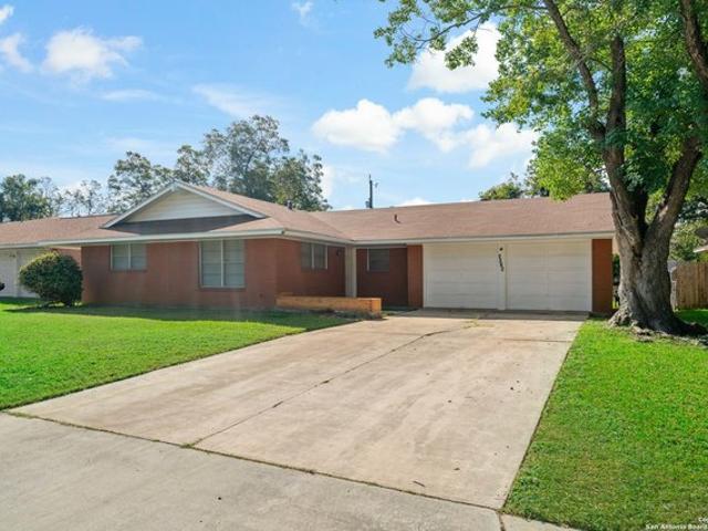 4918 Seabreeze Dr, San Antonio, TX 78220