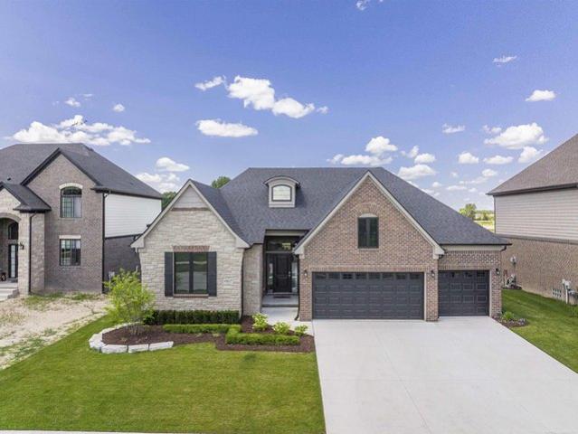 49195 Langford Dr Unit 216, Macomb, MI 48044