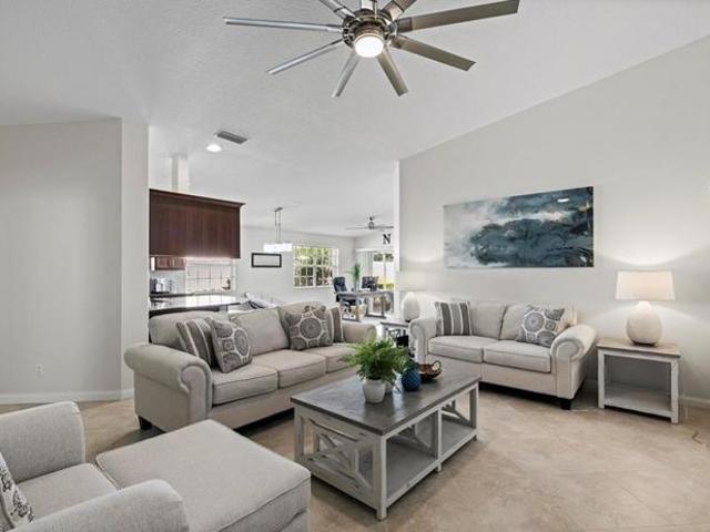 4919 Kingston Way, Naples, FL 34119