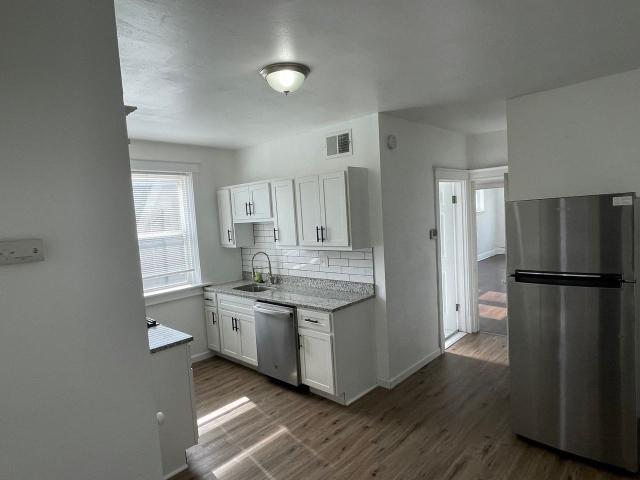 4919 Lansdowne 2 Bedroom Apartment for Rent at 4919 Lansdowne Avenue, St. Louis, MO 63109 The Southampton