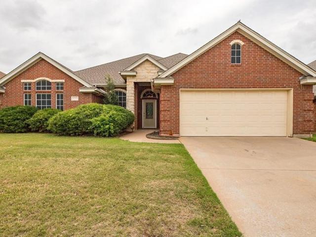 4919 Legacy Dr, Wichita Falls, TX 76310
