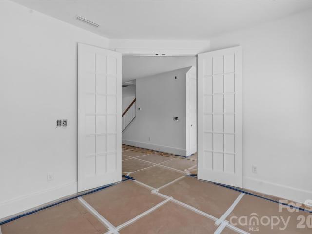 4919 Potter Road