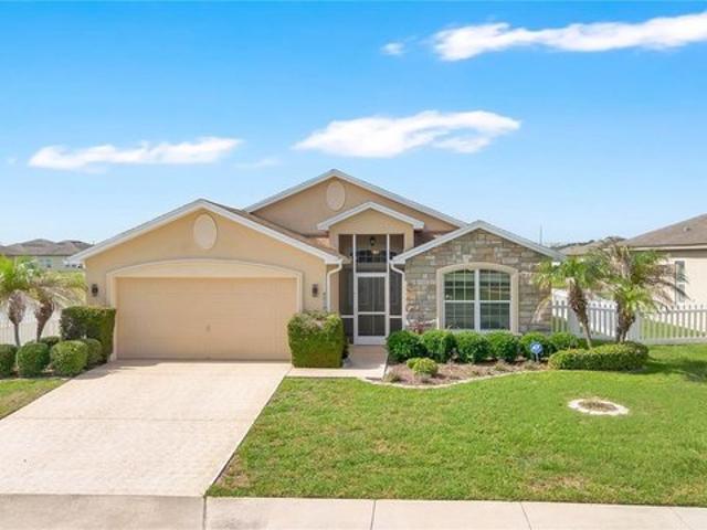 4919 St James Dr, Winter Haven, FL 33881