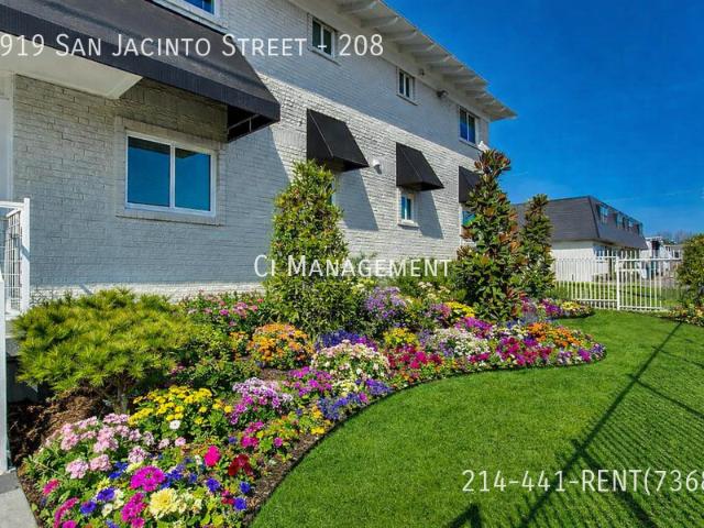 4919 San Jacinto St