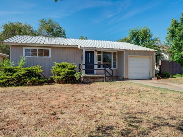 4919 38th St, Lubbock, TX 79414