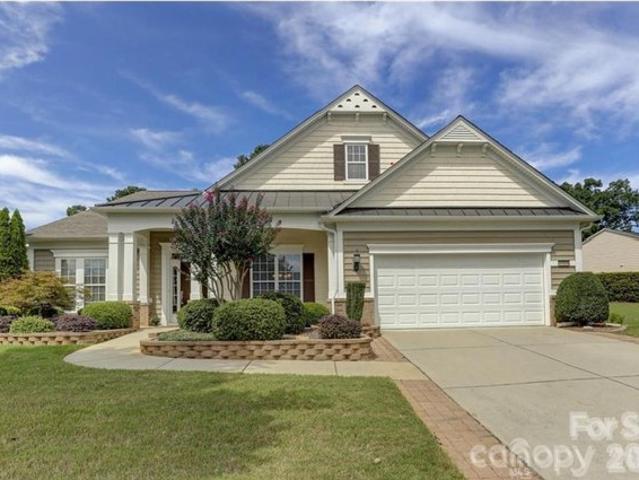 49108 Gladiolus St, Fort Mill, SC 29707