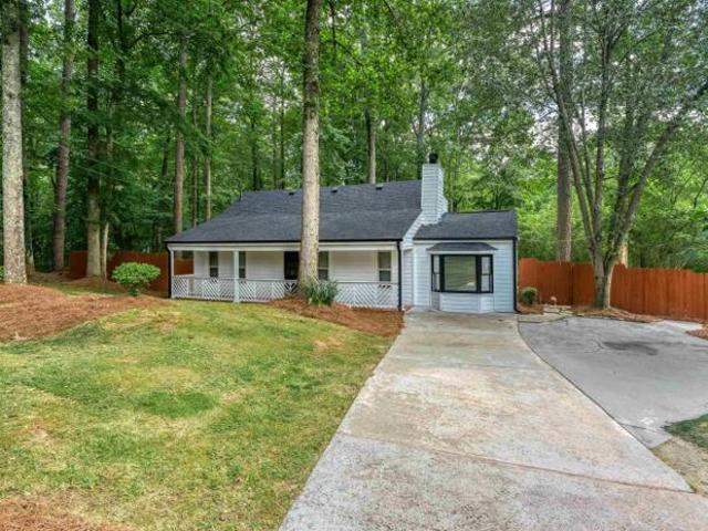 4910 Brookwood Dr Dr, Cumming, GA 30041