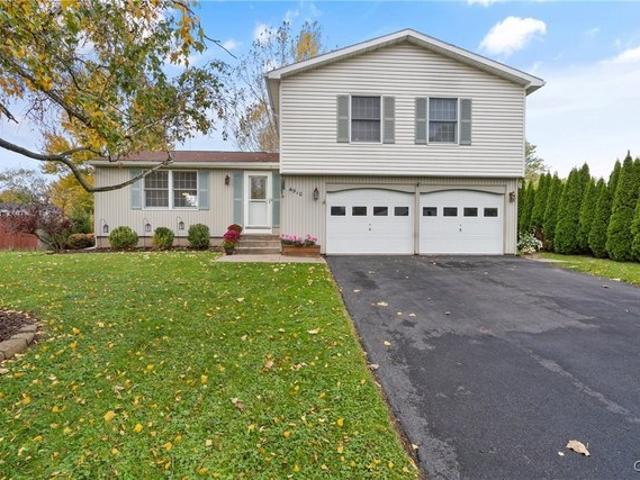 4910 Dahlia Cir, Liverpool, NY 13088