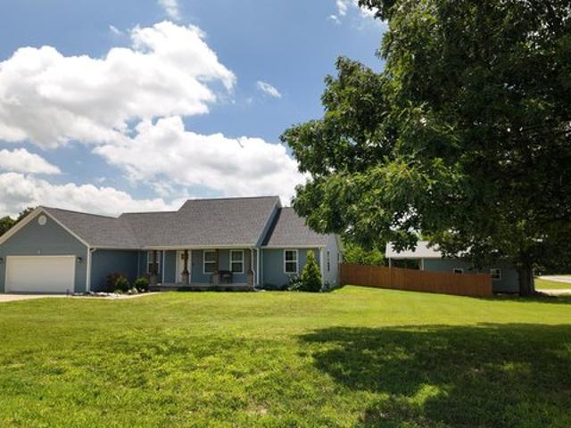 4910 E 27th St, Joplin, MO 64801