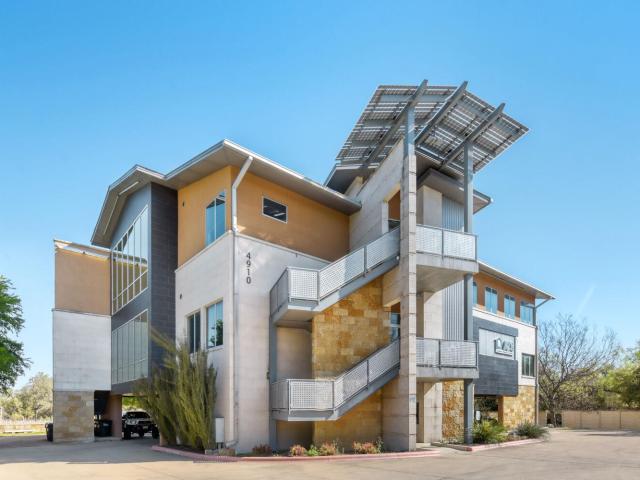 4910 W Highway 290 Highway # 210