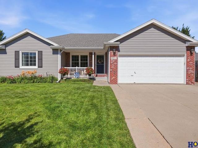 4911 NW 10th St, Lincoln, NE 68521
