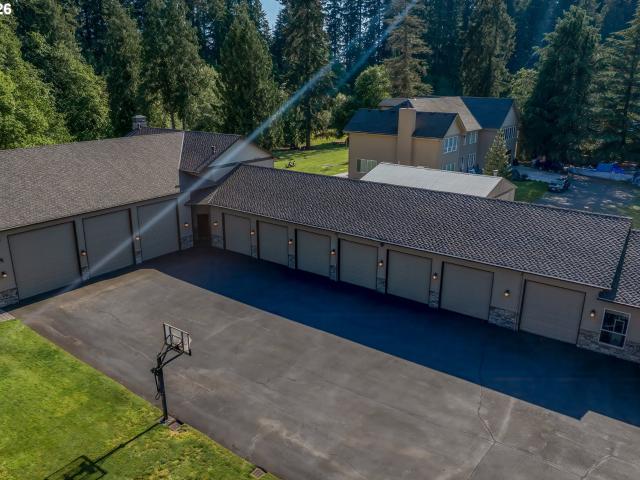 4911 ne salmon creek st