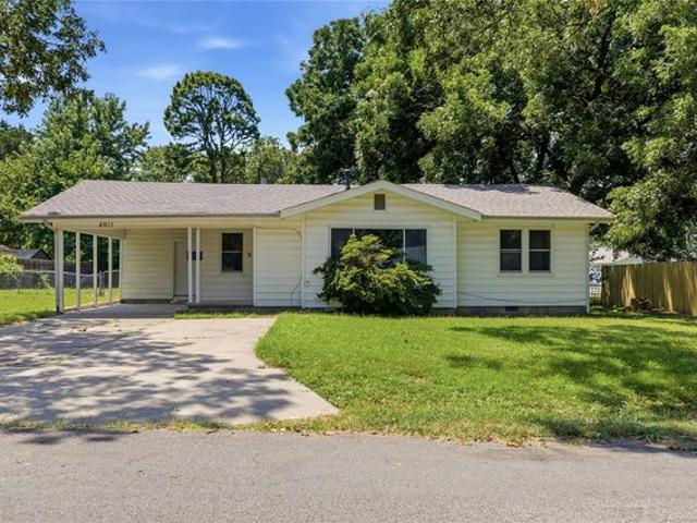 4911 Oklahoma St, Muskogee, OK 74401