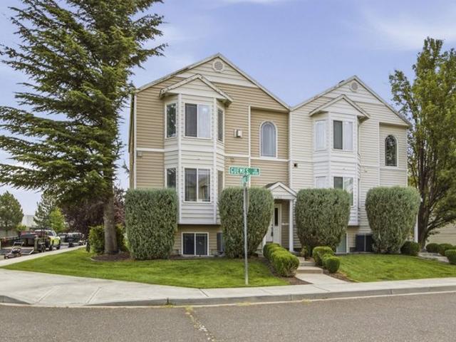 4911 Guemes Ln, Pasco, WA 99301