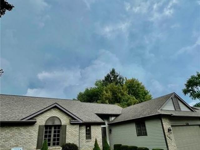 4911 Pond Dr NW, North Canton, OH 44720