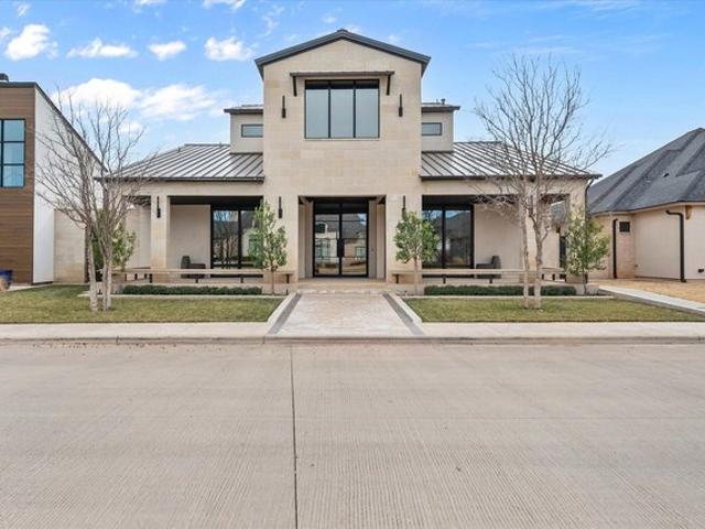 4911 th St, Lubbock, TX 79424
