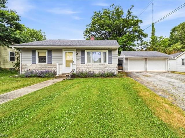 4911 Topper Ave, Ashtabula, OH 44004