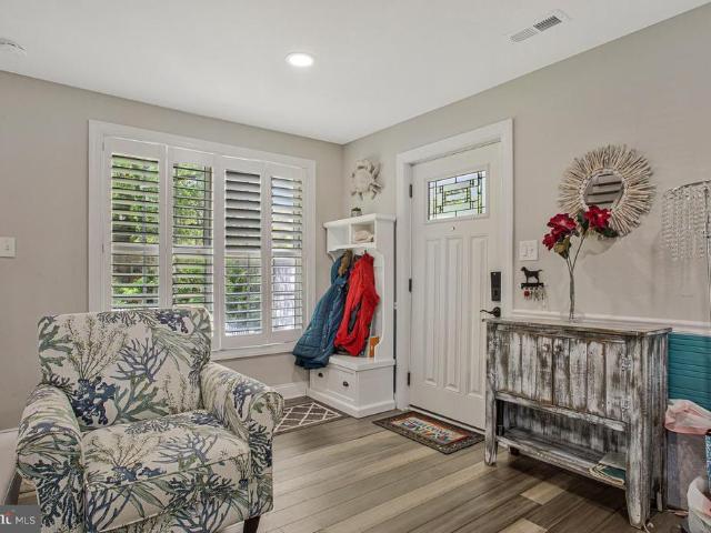 4912 Mariners Drive