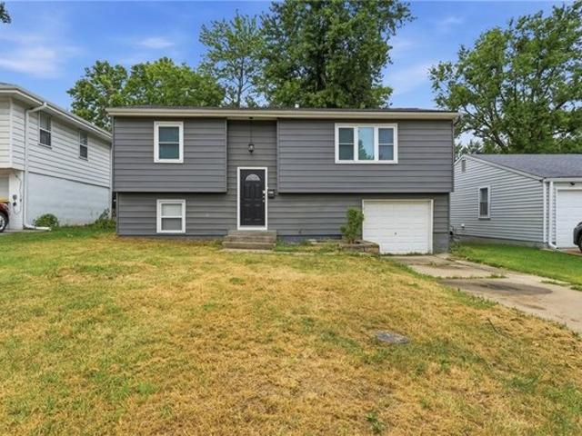 4912 N Smalley Ave, Kansas City, MO 64119