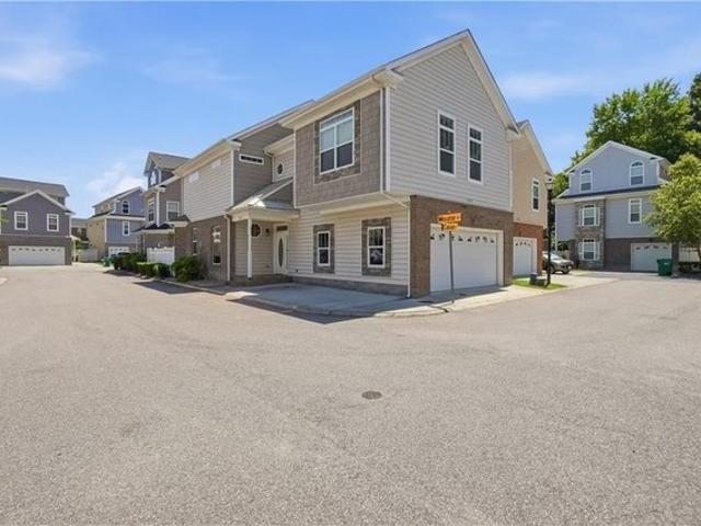 4912 Cavan Ct, Virginia Beach, VA 23462