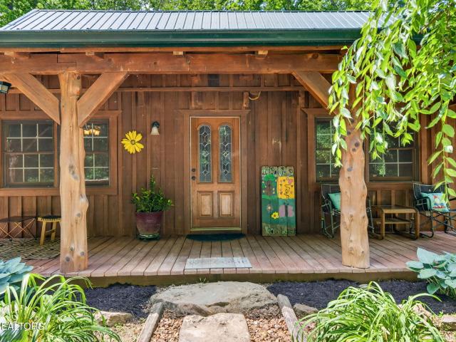 4912 Honey Creek Loop Rd