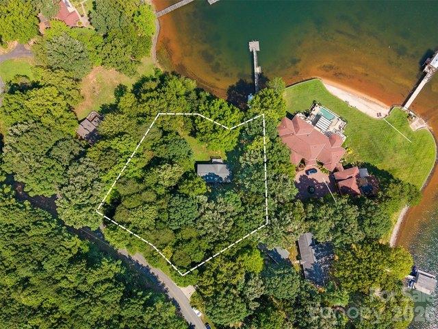 4912 Lynwood Rd, Sherrills Ford, NC 28673