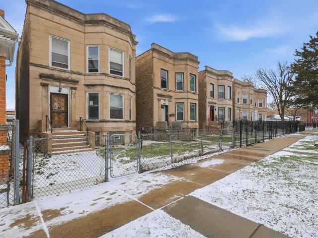4912 W Fulton Street