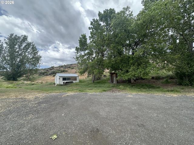 49130 happy valley rd