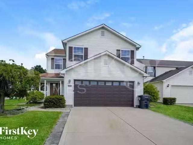 49132885 1977 Calvert Cir