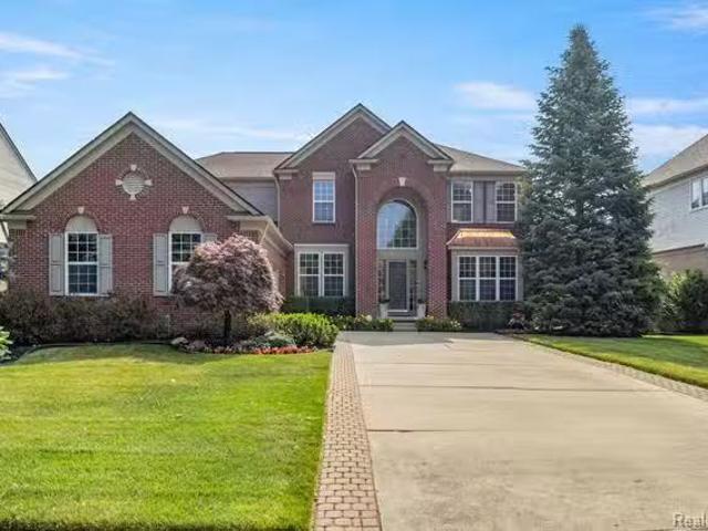 49137 FREESTONE DR, NORTHVILLE, MI 48168 Single Family Residen.