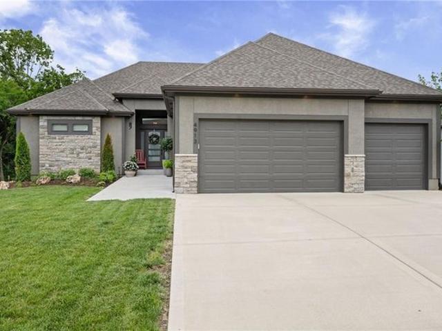 4913 NW 70th Ter, Kansas City, MO 64151
