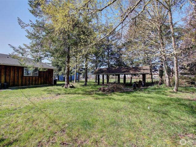 4913 N Place