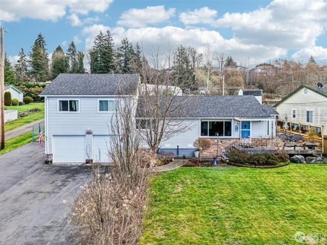 4913 W Sunnyside Blvd, Marysville, WA 98270