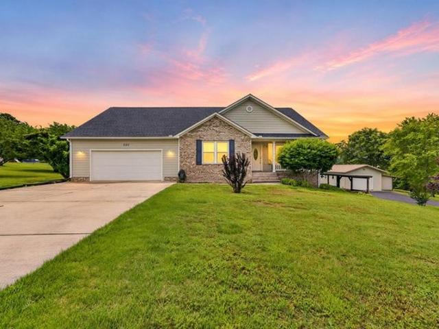 491 Autumn Hills Dr, Rickman, TN 38580