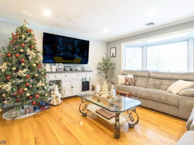 491 Eagle Rock Ave
