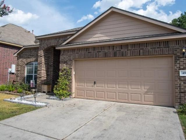 491 Oak Chase Dr, Conroe, TX 77304