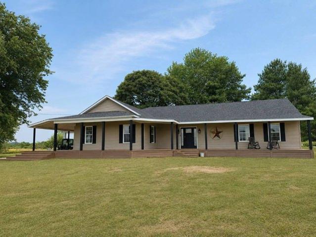 491 NW 1225 St, Roodhouse, IL 62082