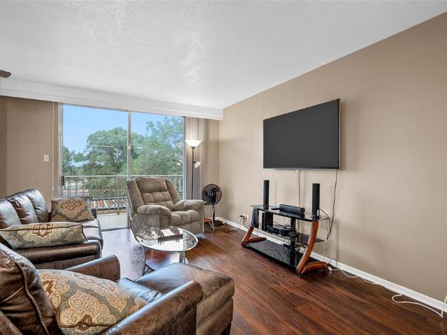 4924 Cobbs Drive # 2A