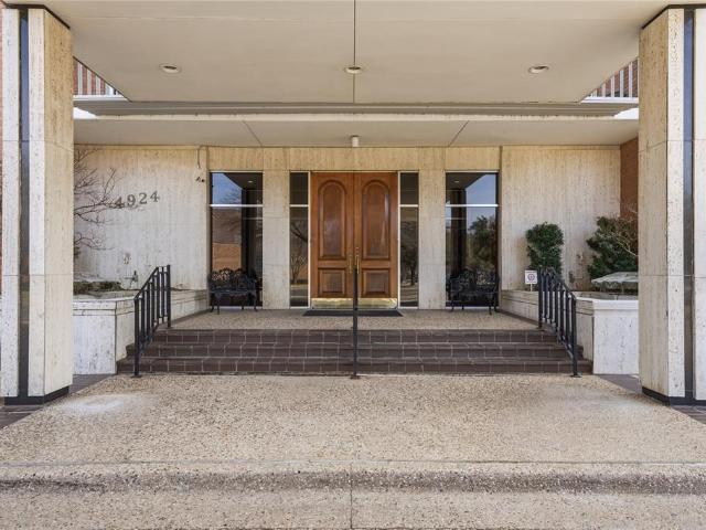 4924 Cobbs Drive # 9C