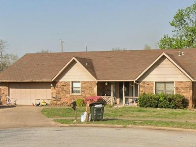 4924 S Greenan Ct, Sand Springs, OK 74063