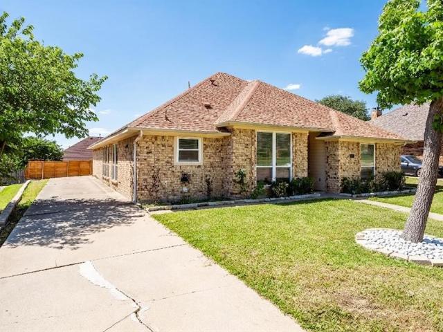 4925 Longwood Court