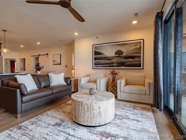 4925 Robins Circle 1C